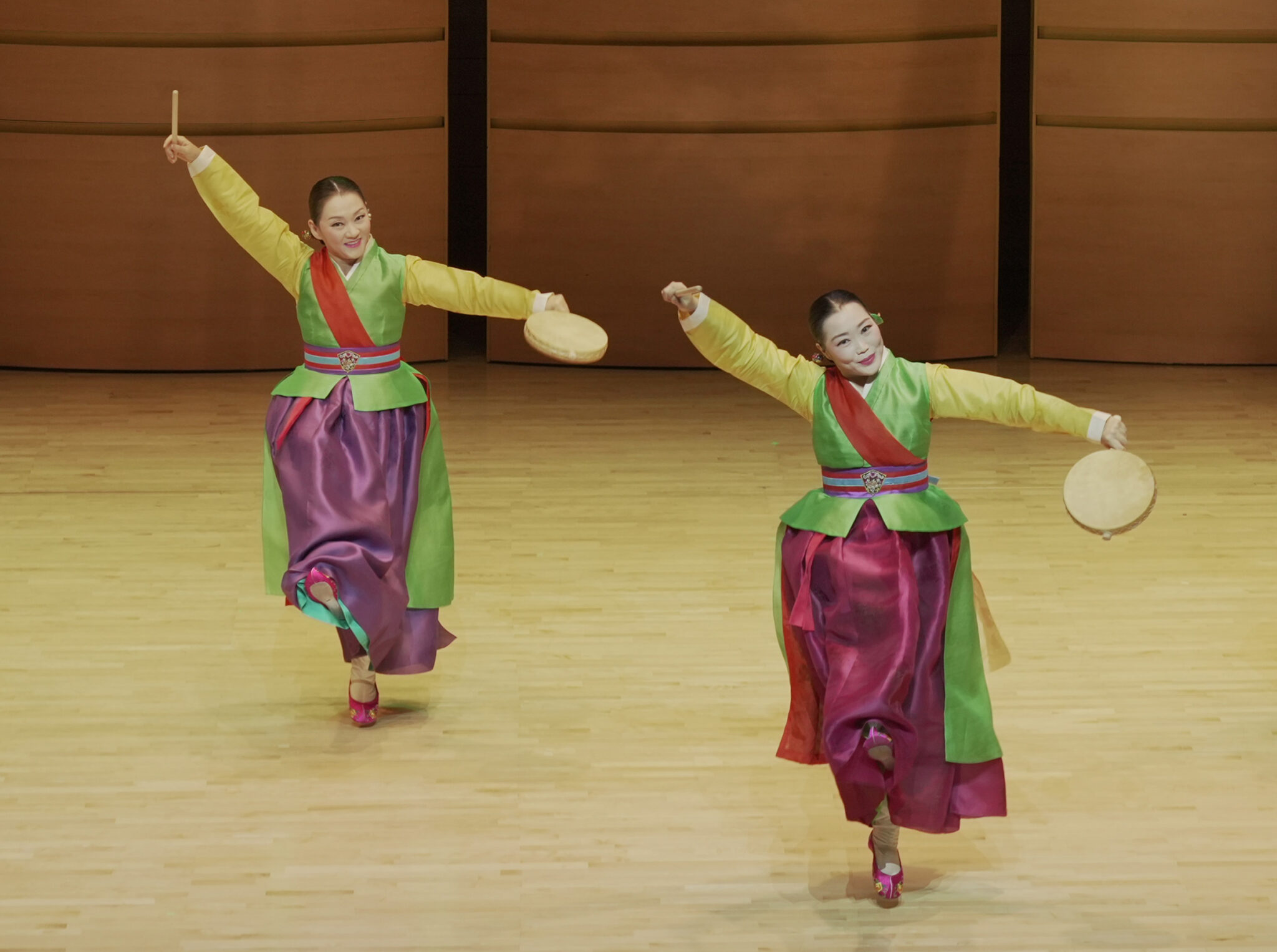 Korean Sogo-chum | Hudson River Museum