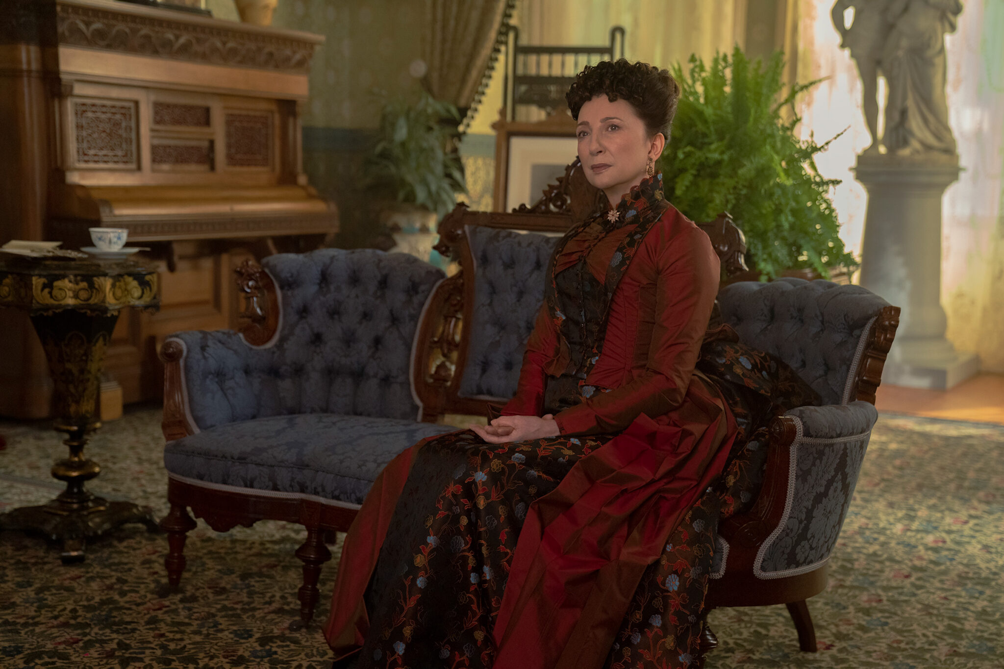 Costumes from HBO’s The Gilded Age on View at Hudson River Museum ...